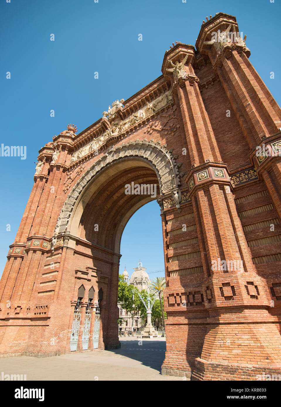 The triumphal red gate hi-res stock photography and images - Alamy