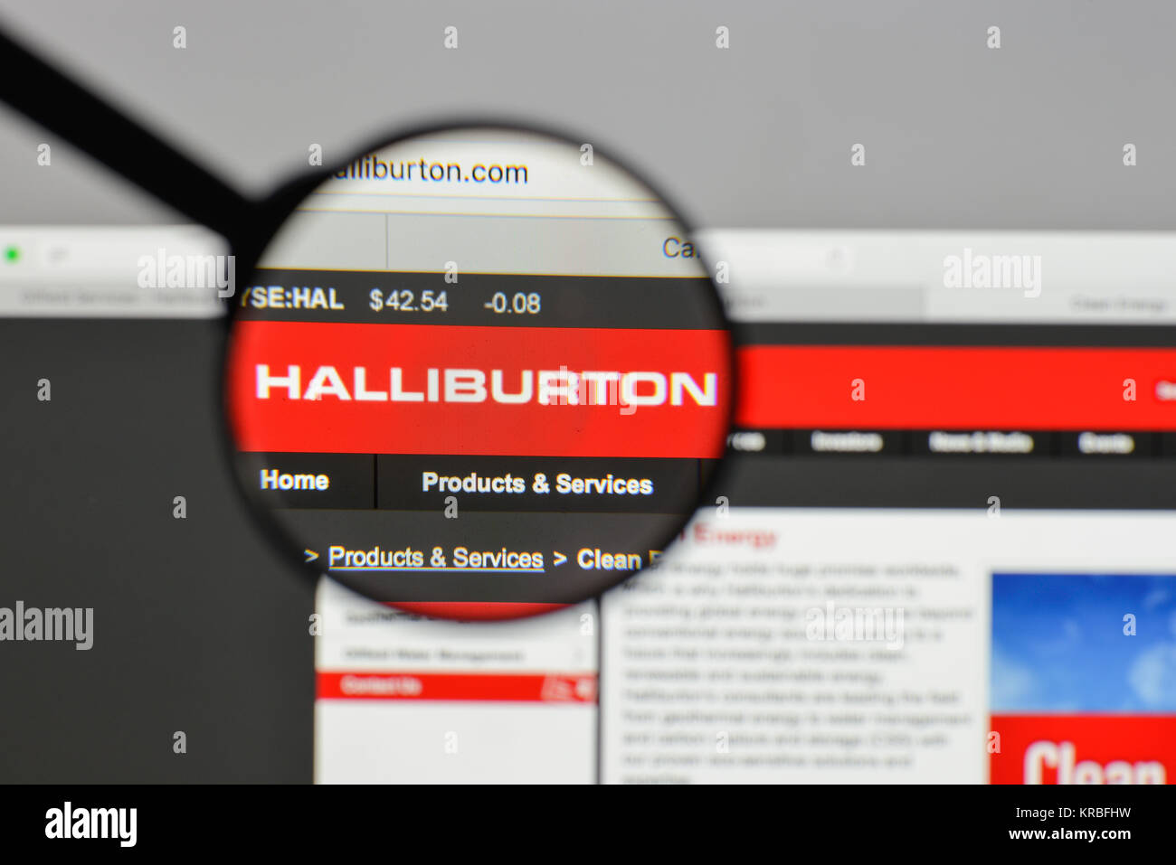 Halliburton logo hi-res stock photography and images - Alamy