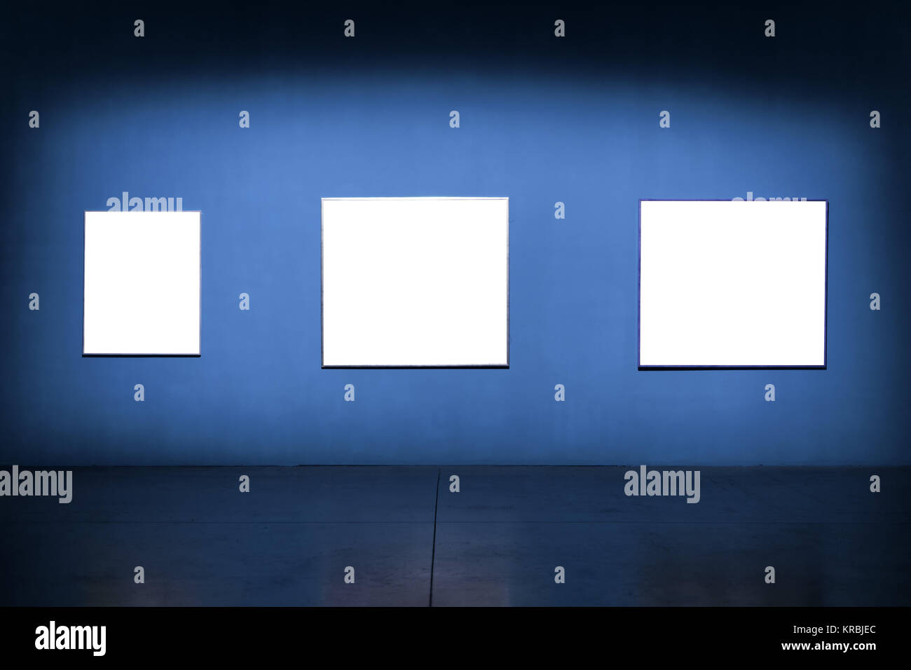 Art Museum Frame Wall Ornate Minimal Design Stock Photo - Alamy