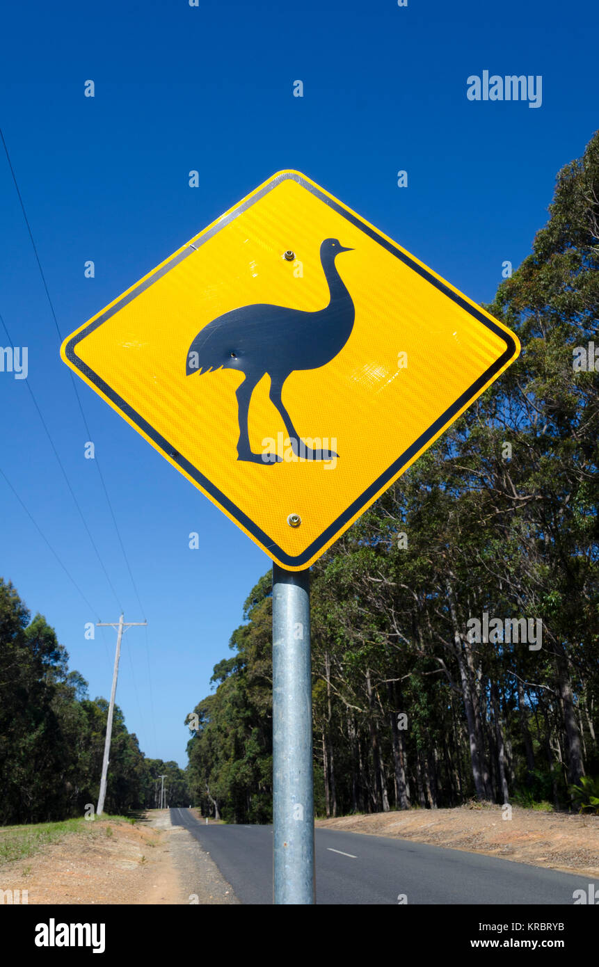 Road sign emu australia hi-res stock photography and images - Alamy