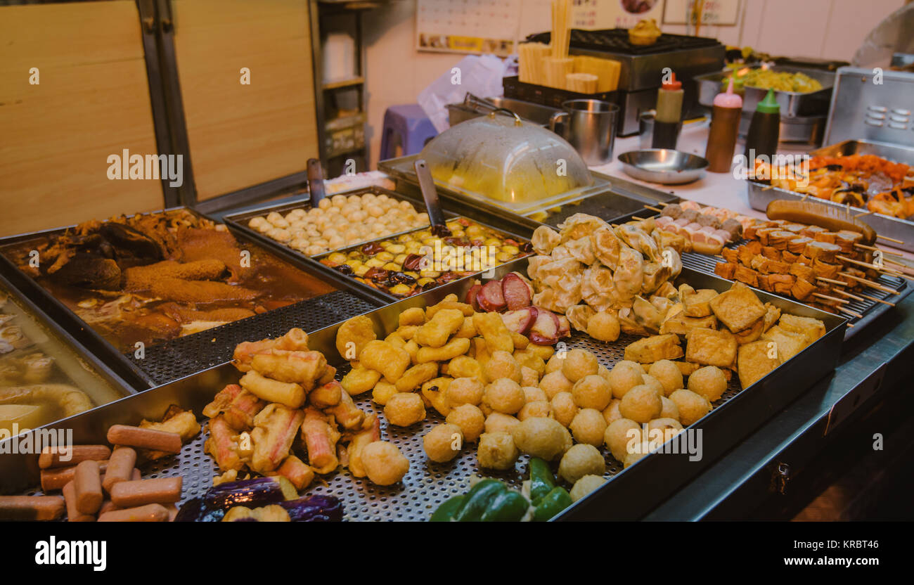 Asian street food in Hong Kong downtown Stock Photo - Alamy