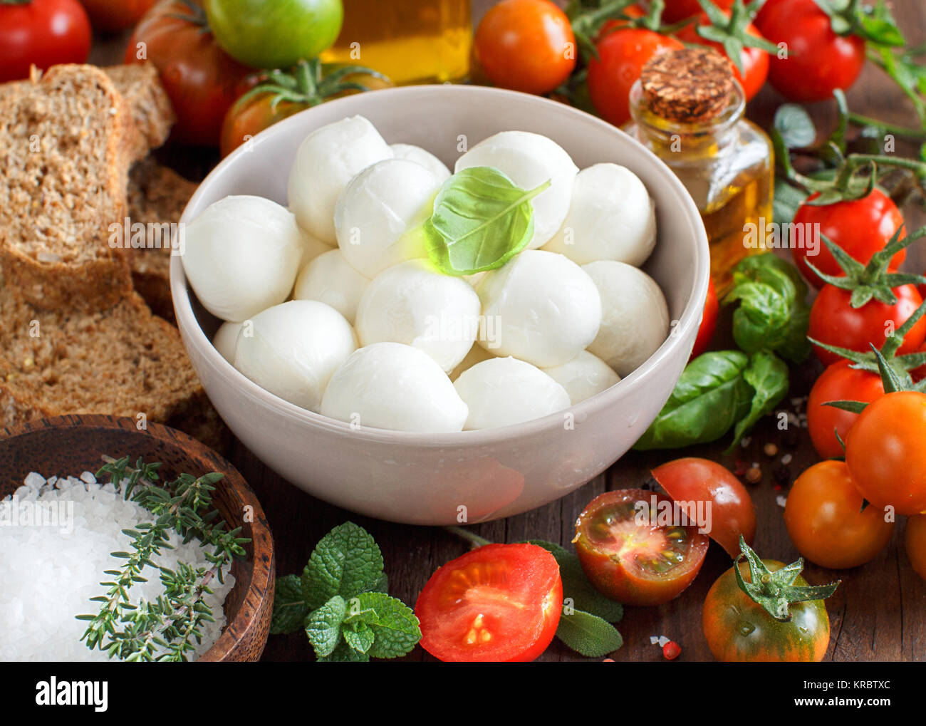 Italian cooking ingredients Stock Photo - Alamy