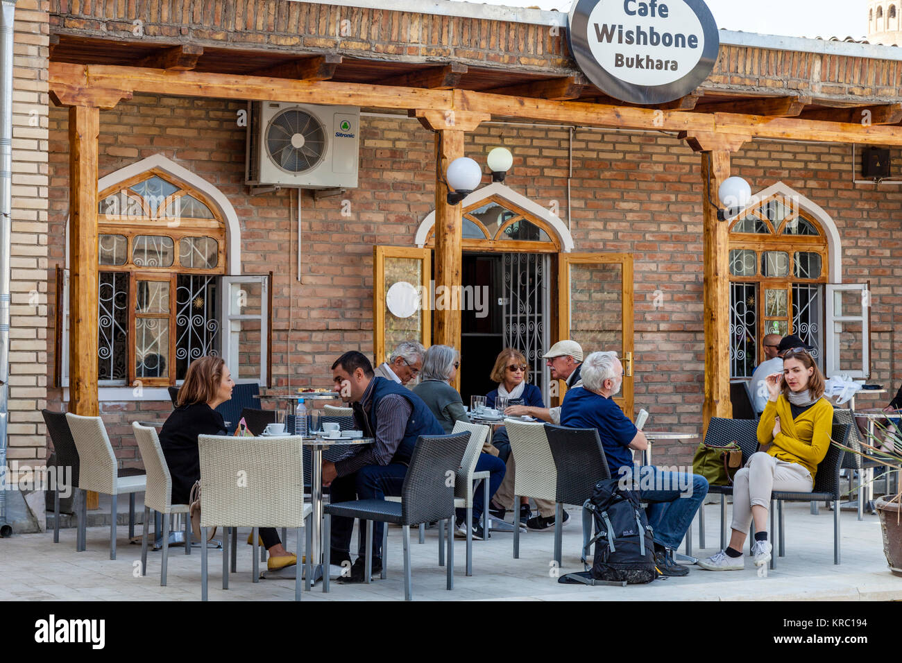 Wishbone cafe hi-res stock photography and images - Alamy