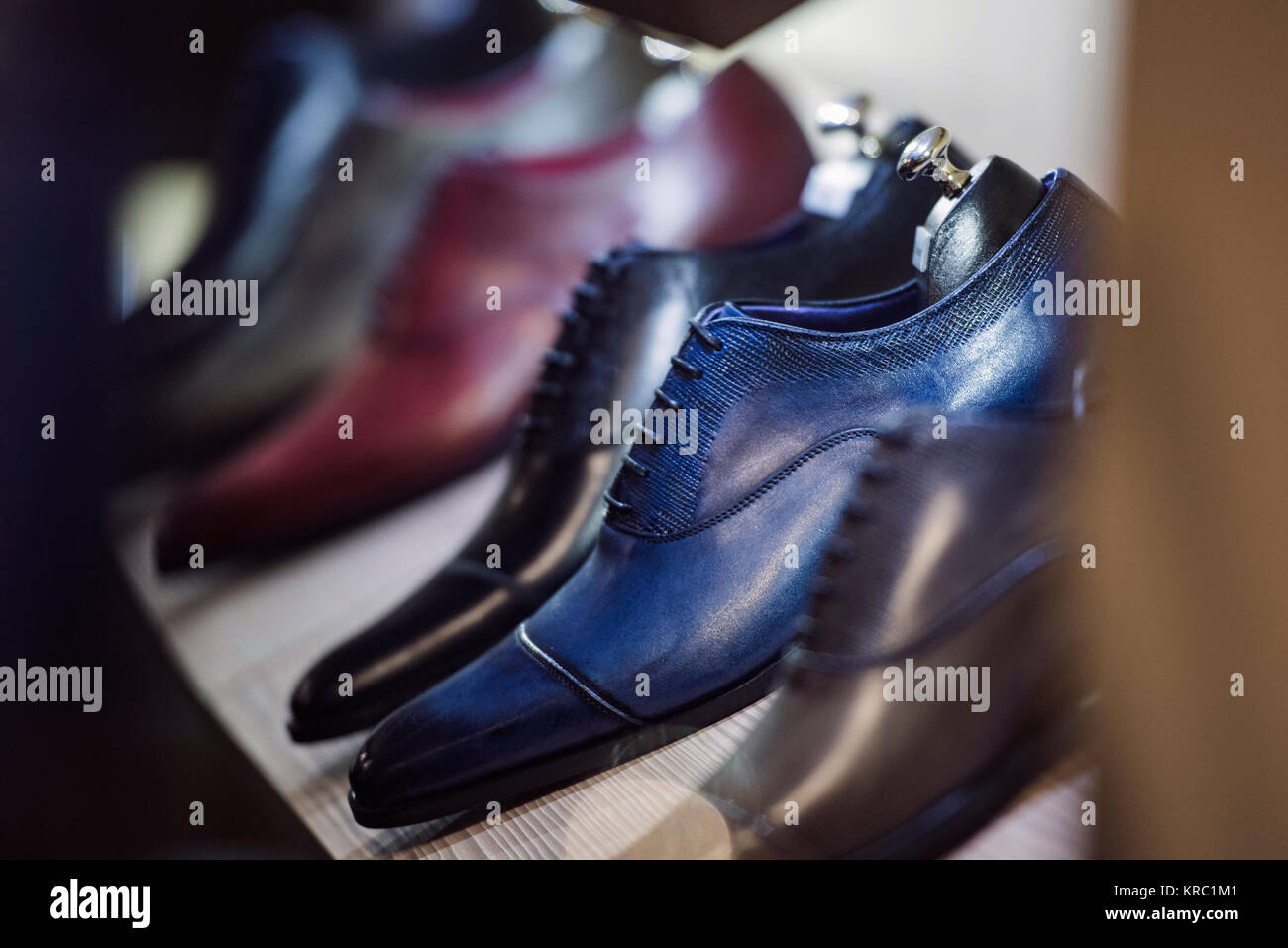 Elegant men shoes in a store in Paris Stock Photo - Alamy