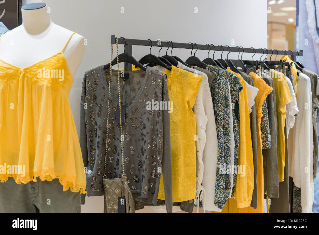 Clothes racks department store hi-res stock photography and images - Alamy