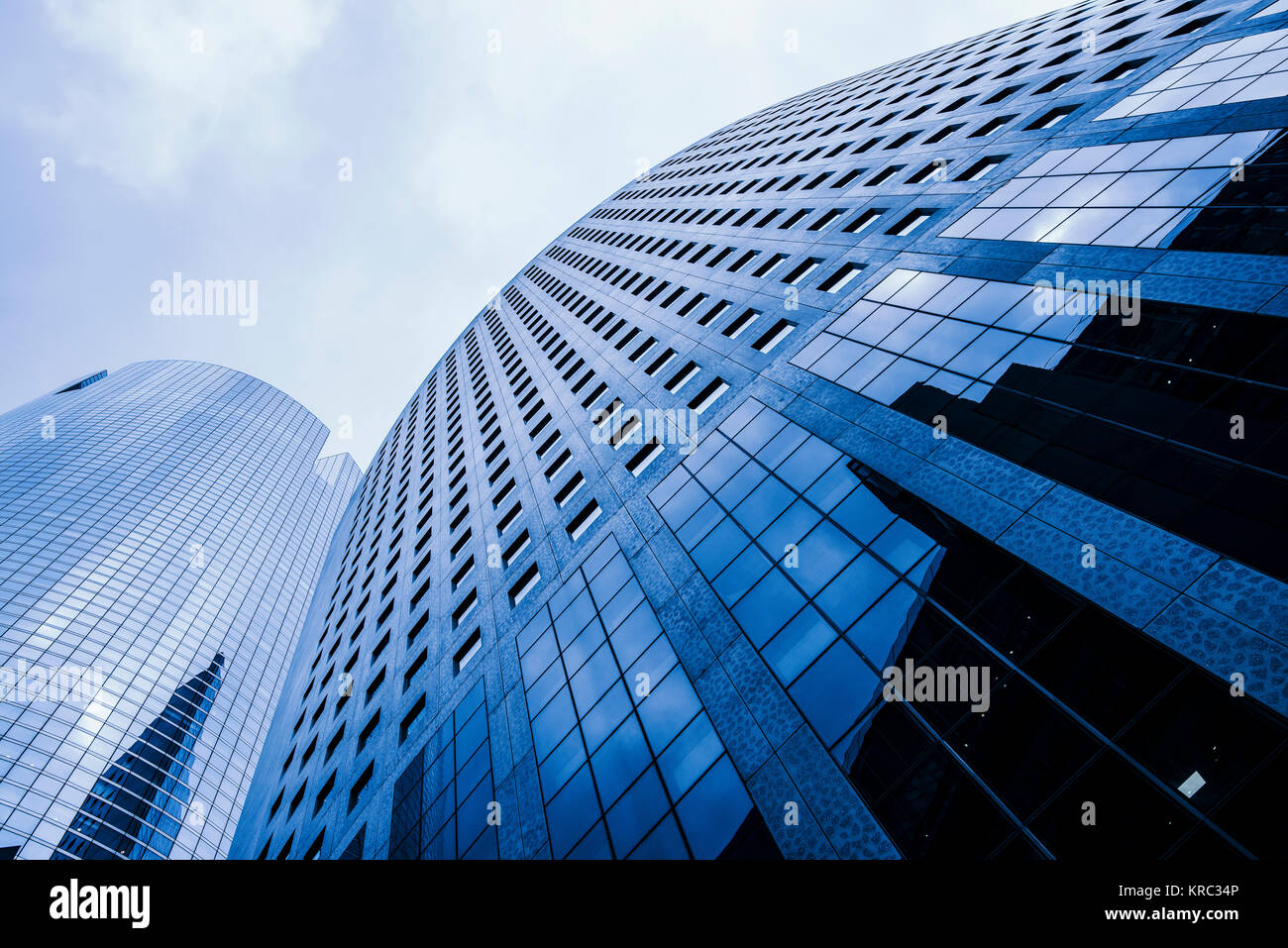 Office building in Paris Stock Photo - Alamy