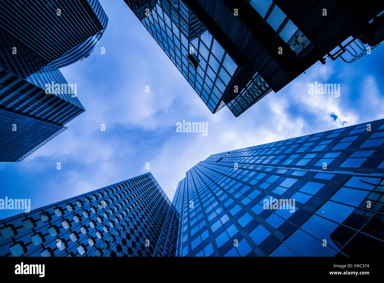 Office building in Paris Stock Photo - Alamy