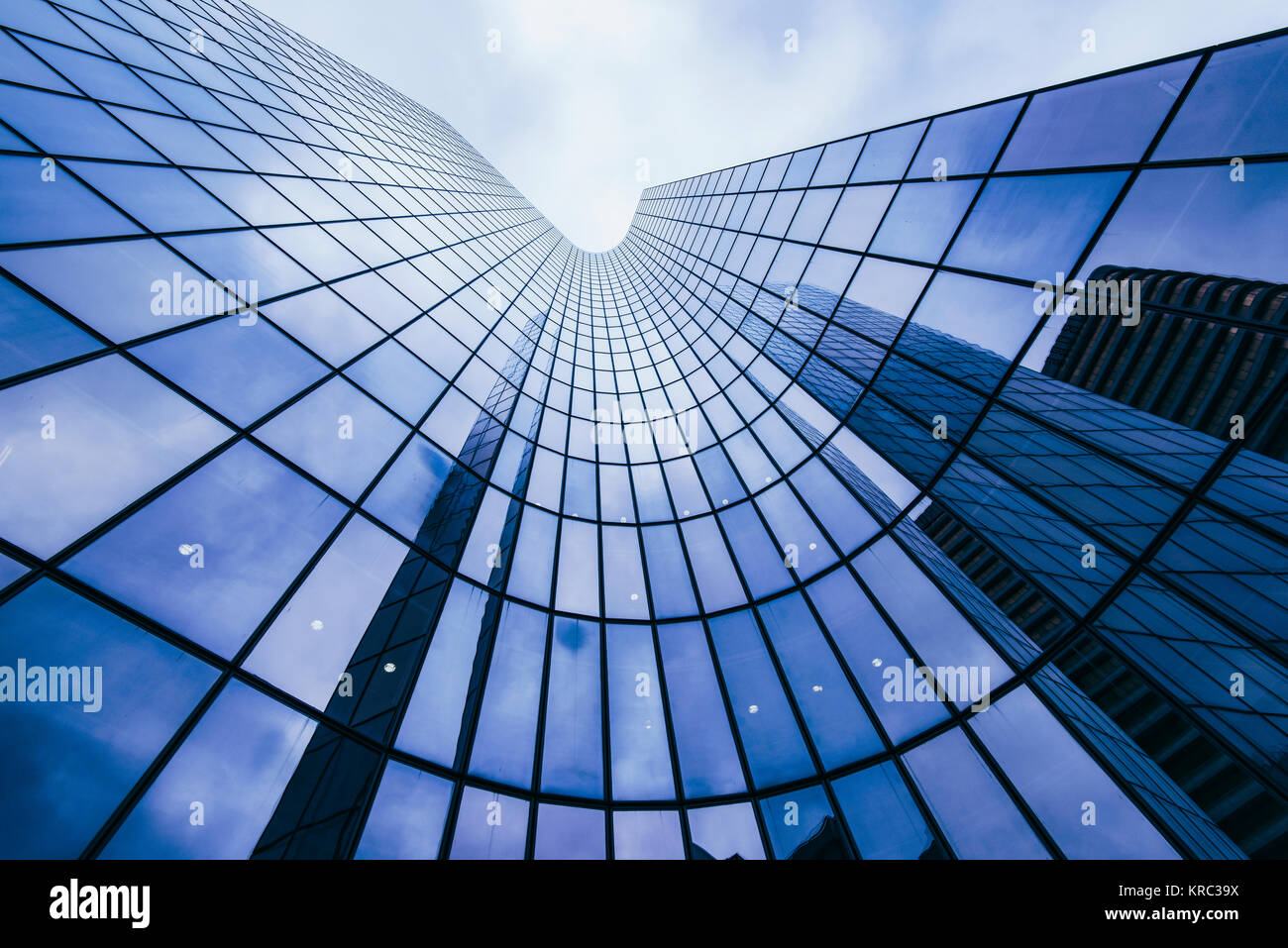 Office building in Paris Stock Photo - Alamy
