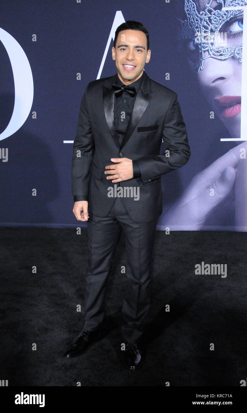 LOS ANGELES - FEBRUARY 2: Actor Victor Rasuk attends the premiere ...