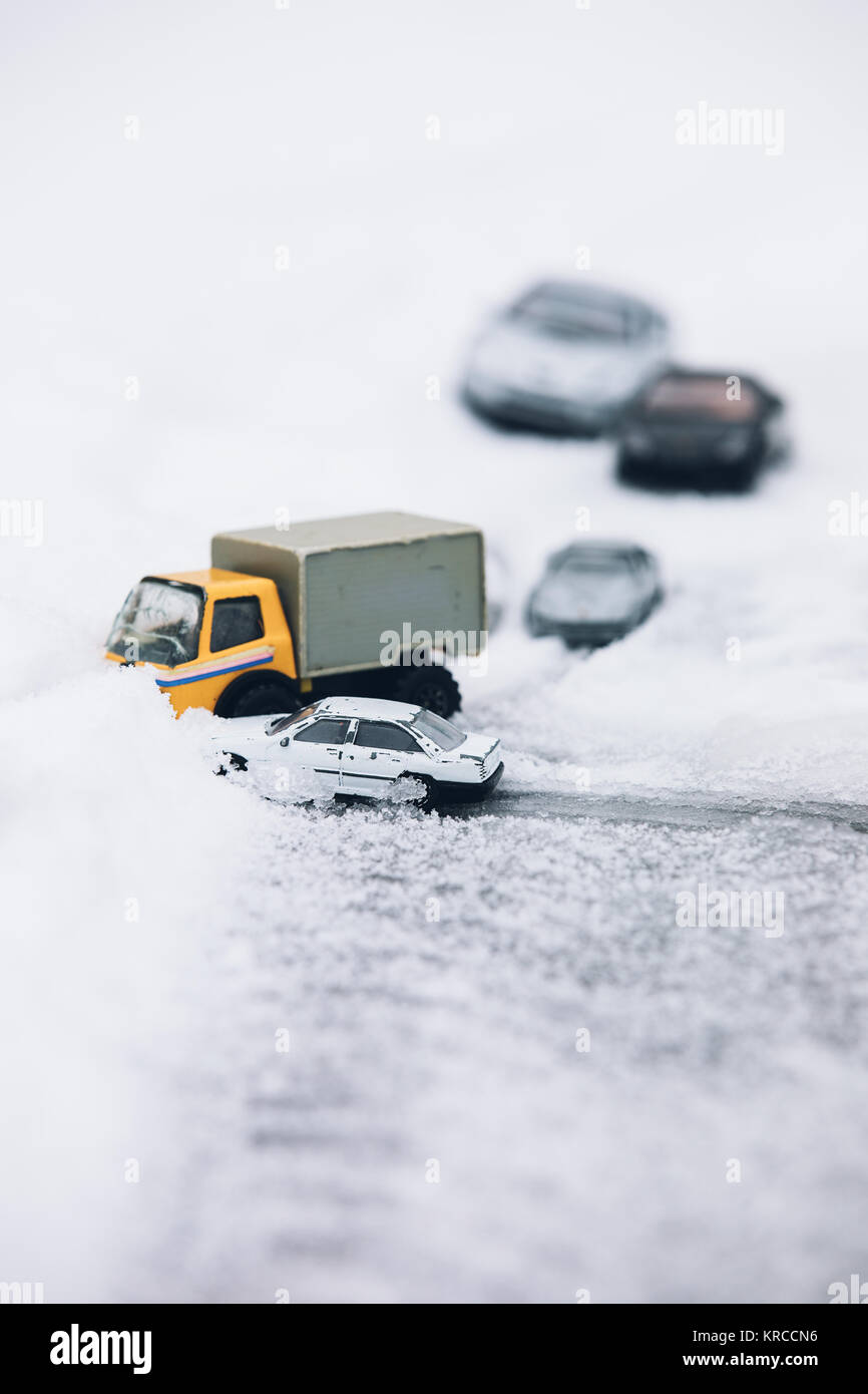 Staged car crash hi-res stock photography and images - Alamy