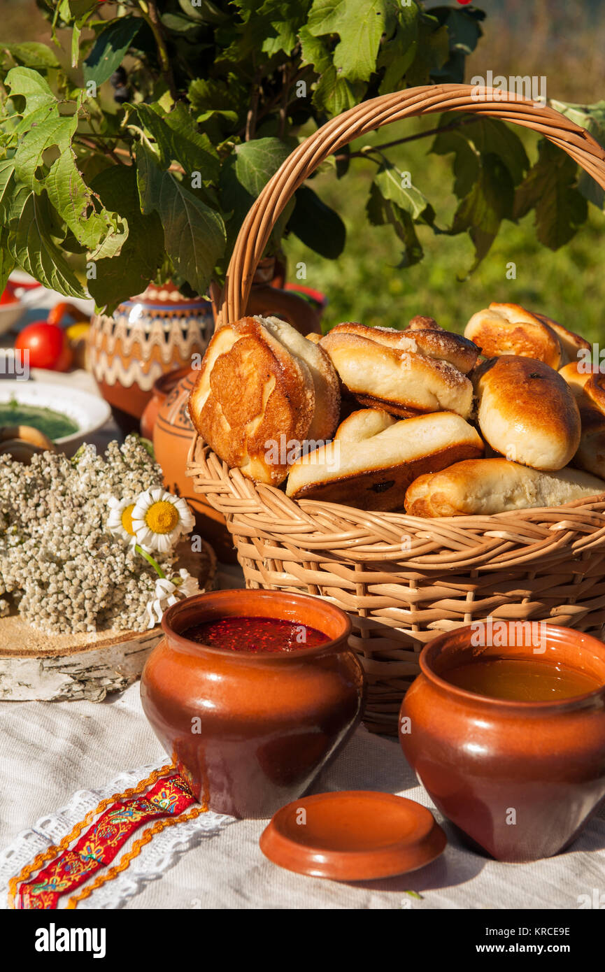 Russian table with food Stock Photo - Alamy
