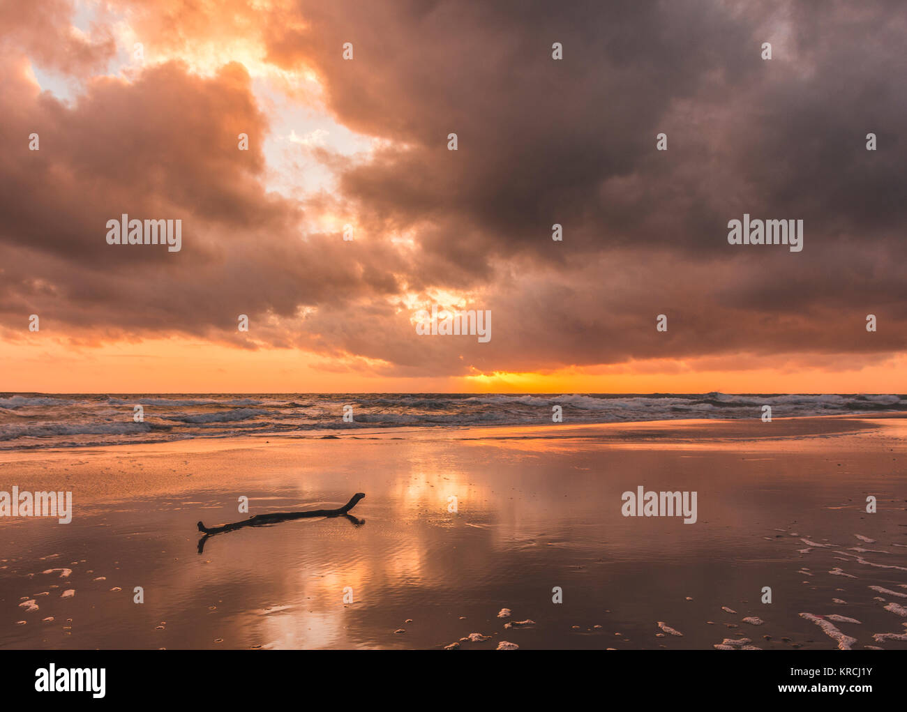 Seascape and sunset amazing colors Stock Photo - Alamy
