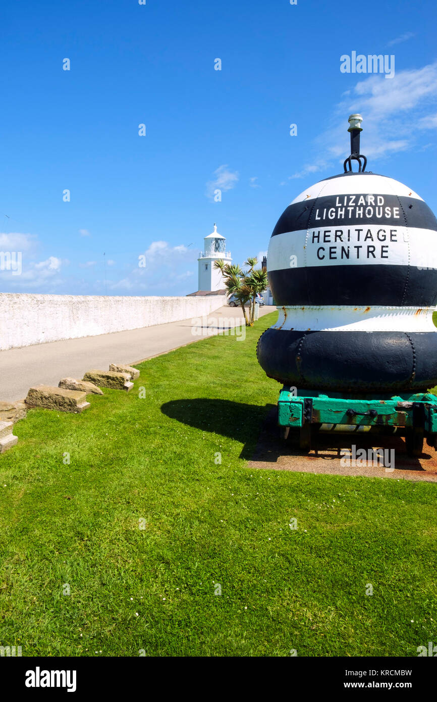 Lizard Lighthouse & Heritage Centre, Lizard Point, Cornwall, UK Stock ...