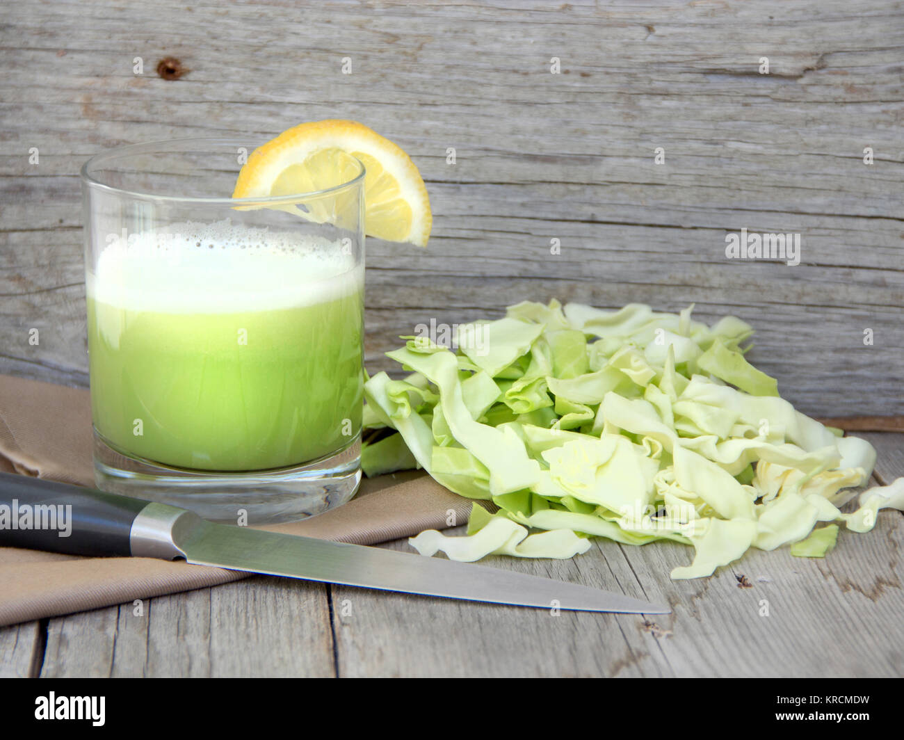 Fresh cabbage juice Stock Photo - Alamy