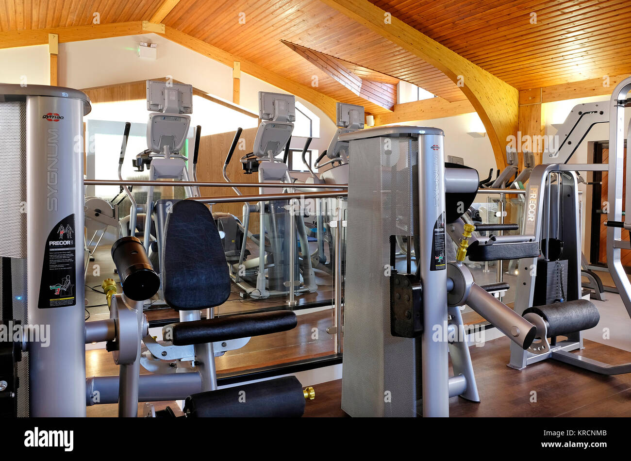 empty gym in fitness centre Stock Photo - Alamy