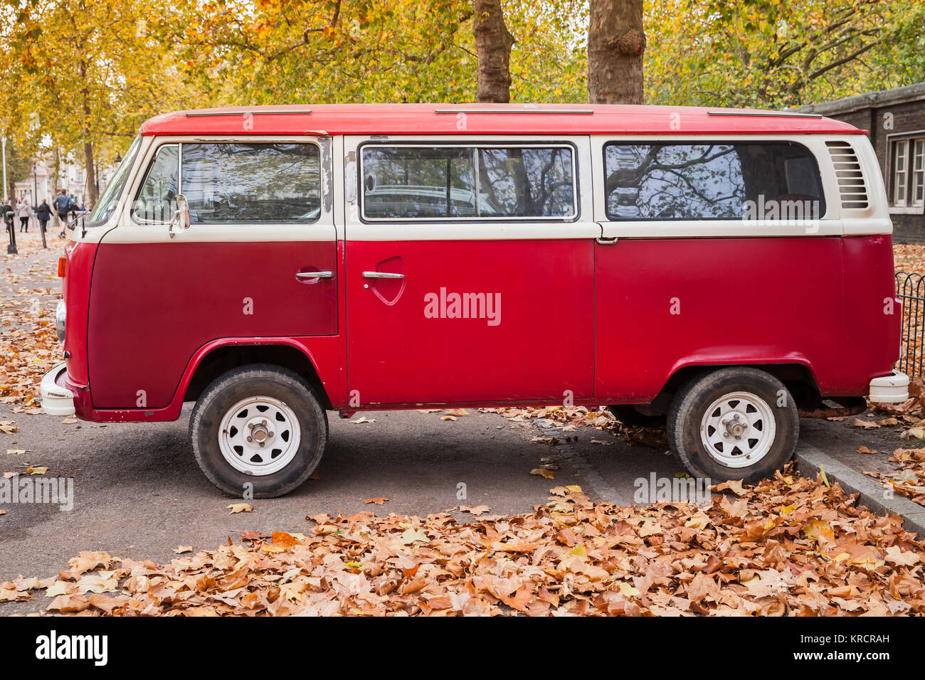 Vw bus type 2 hi-res stock photography and images - Alamy