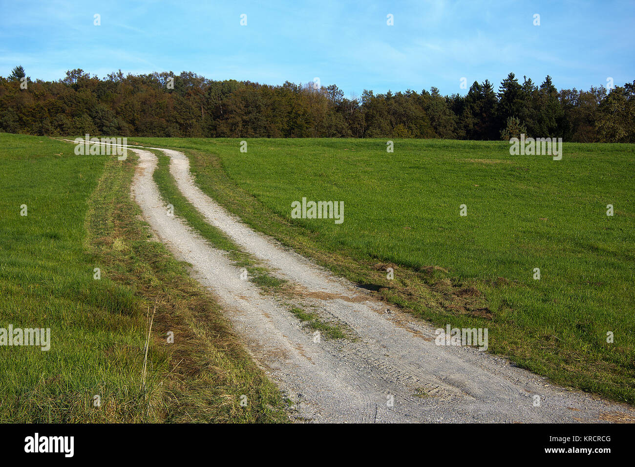 gravel road in a rural area Stock Photo - Alamy