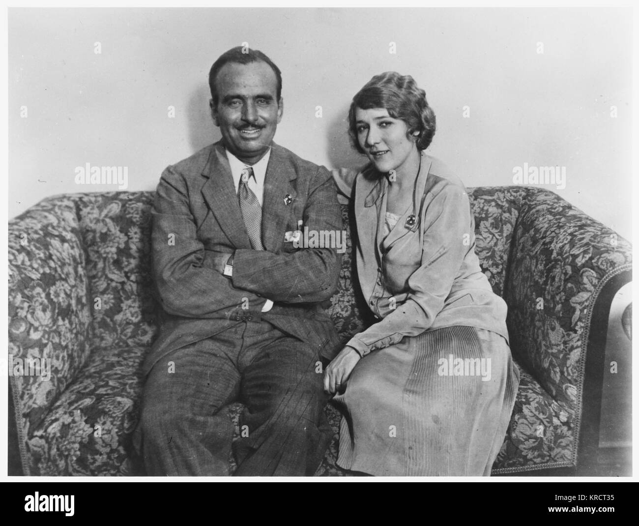 Douglas fairbanks mary pickford hi-res stock photography and images - Alamy