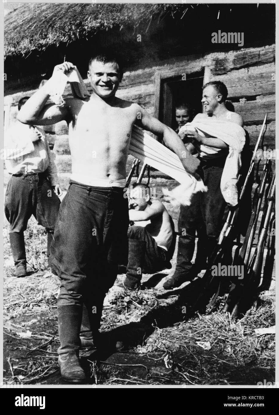 Soldiers bathing hi-res stock photography and images - Alamy