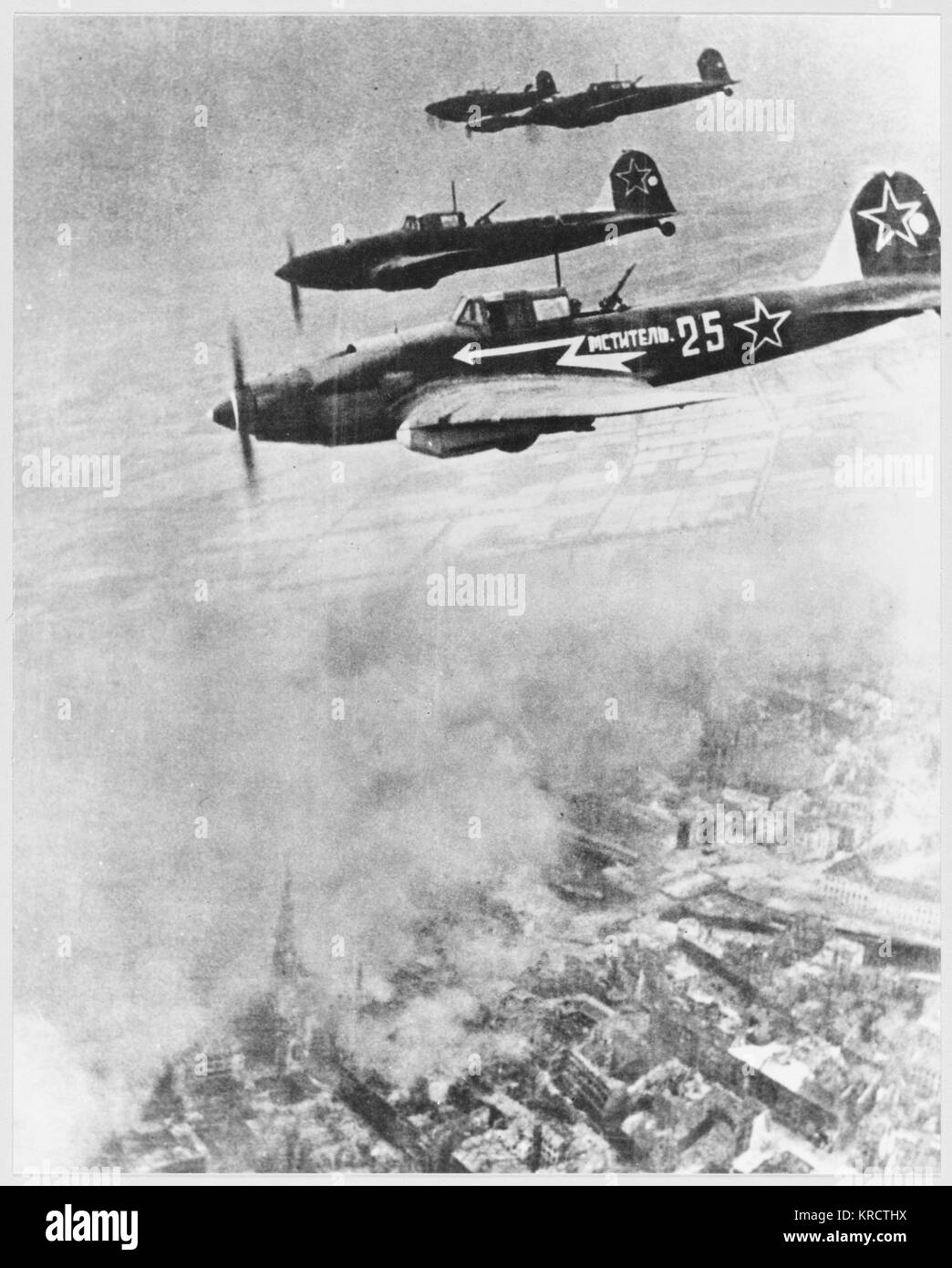 Ilyushin il 2 hi-res stock photography and images - Alamy