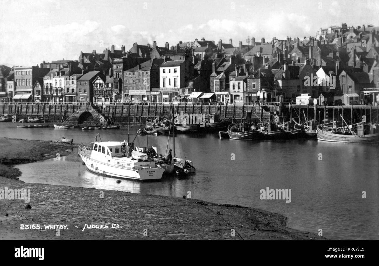 Whitby fishing boats Black and White Stock Photos & Images - Alamy