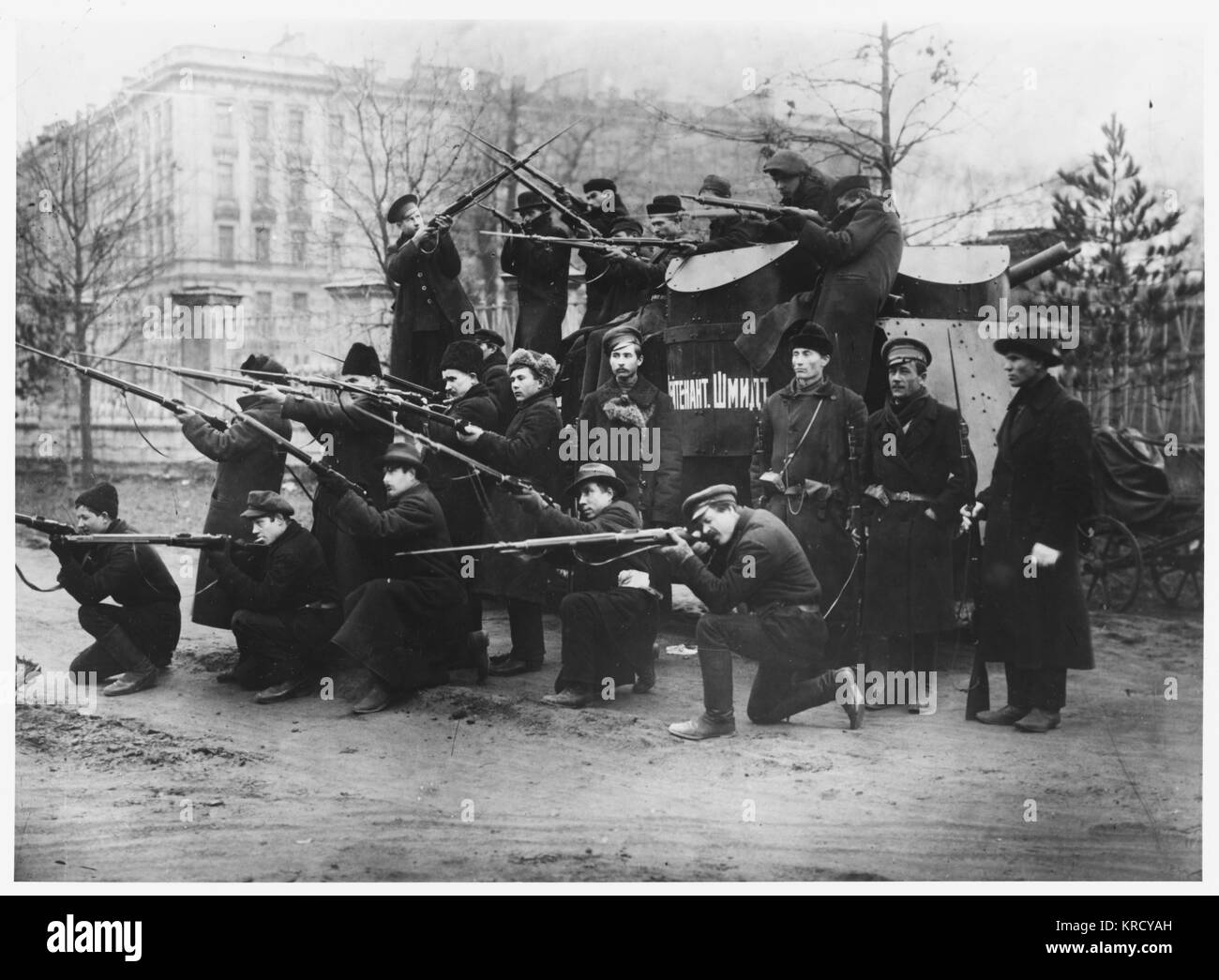 RED GUARDS SEIZE TANK Stock Photo - Alamy