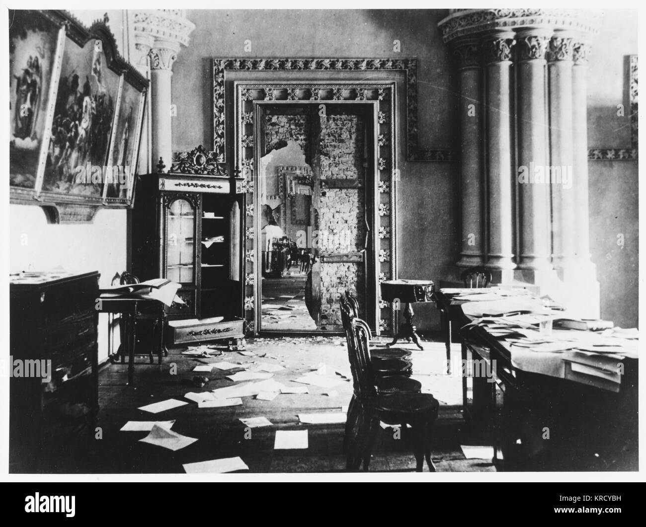 WINTER PALACE STORMED Stock Photo - Alamy