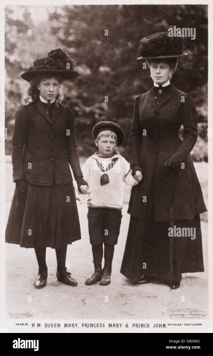 Queen consort of england hi-res stock photography and images - Alamy