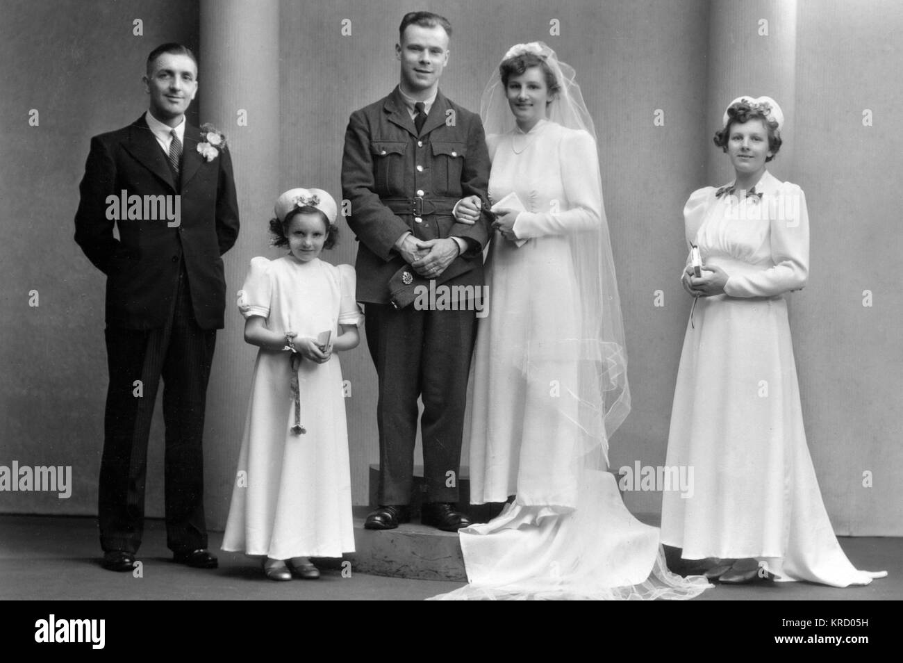 Wedding photo best man Black and White Stock Photos & Images - Alamy