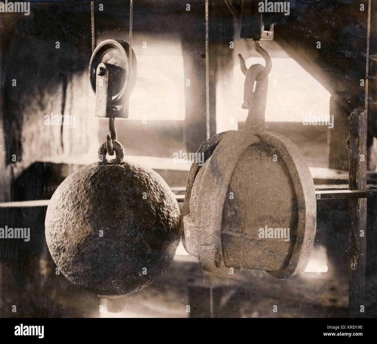 St georges church england in hi-res stock photography and images - Alamy