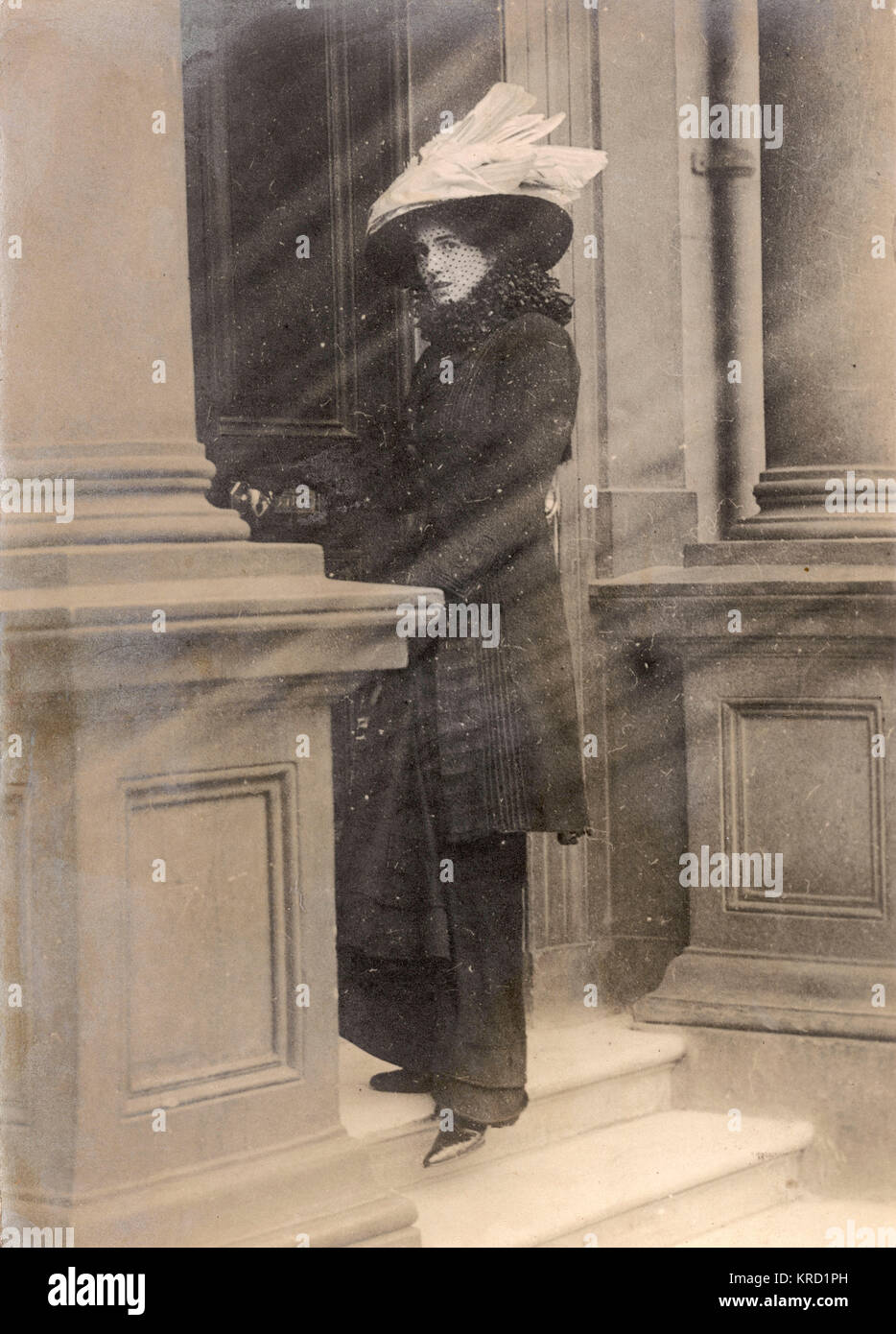Elfrida Marjorie Eden, later Countess of Warwick Stock Photo - Alamy