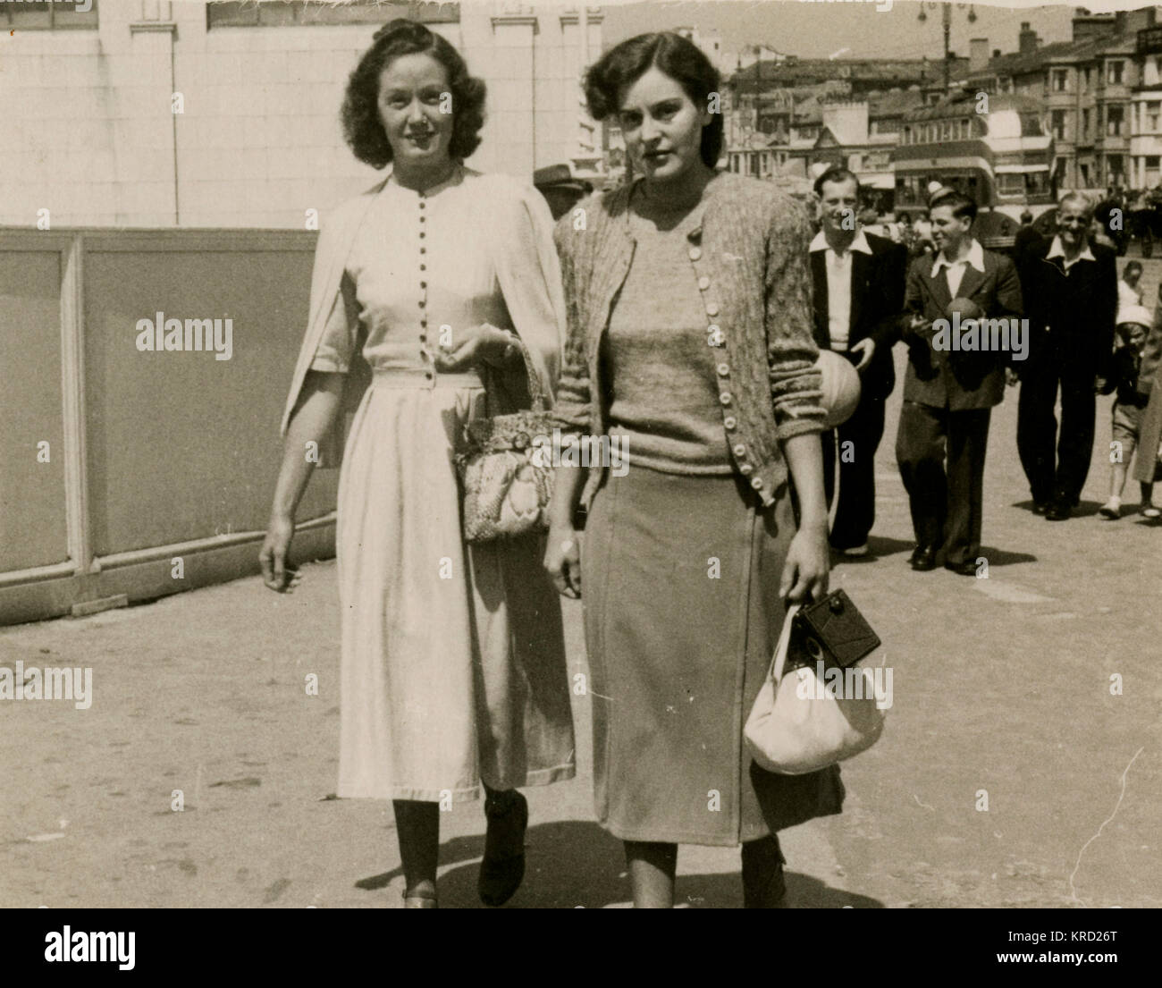 1950s early hi-res stock photography and images - Alamy