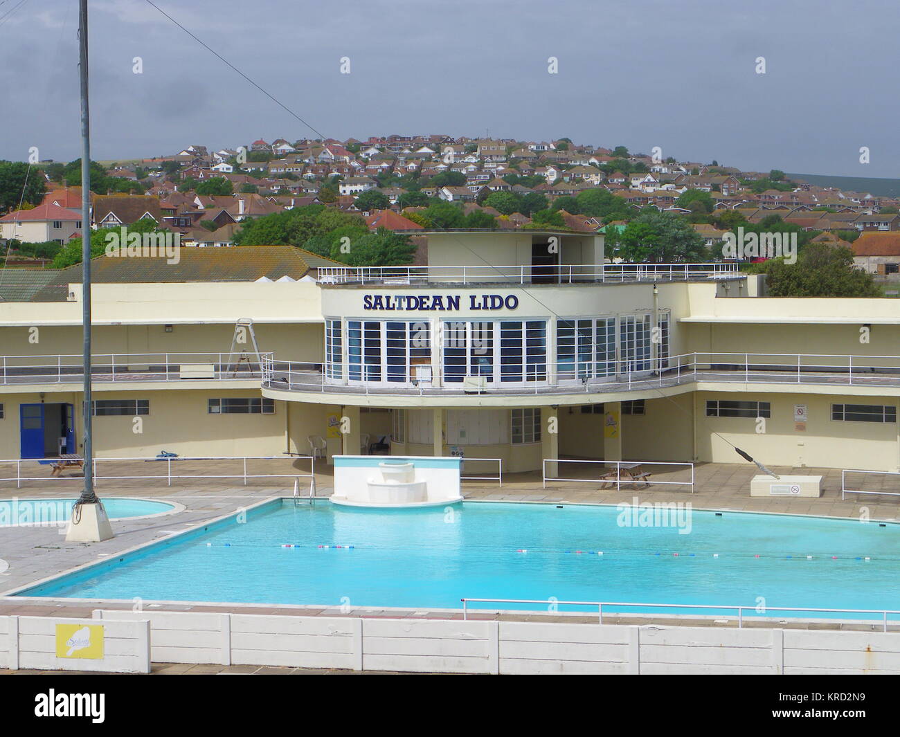 Grade ii listed swimming pool hi-res stock photography and images - Alamy