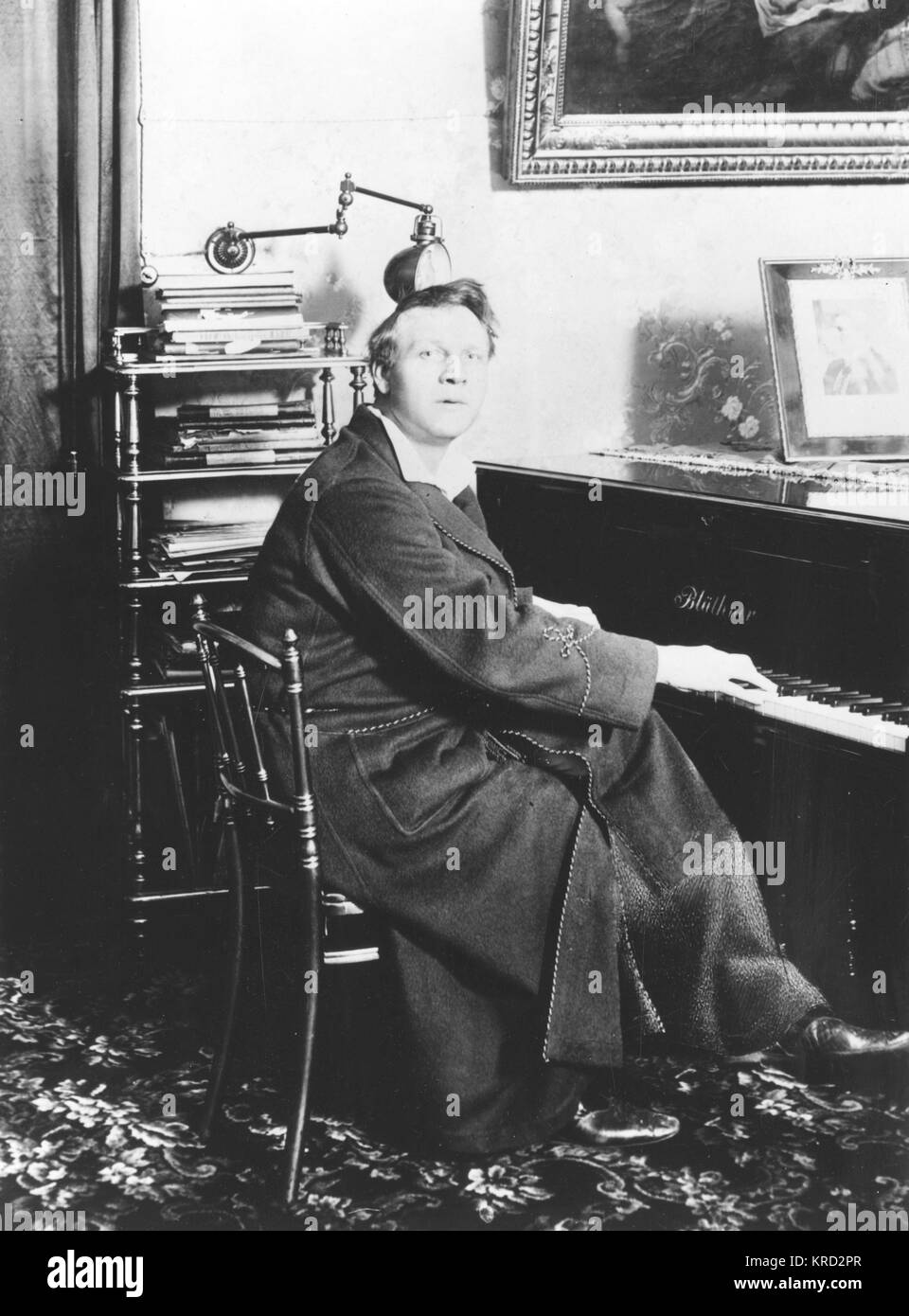 Feodor Chaliapin Seated at his piano, 1913 Stock Photo - Alamy