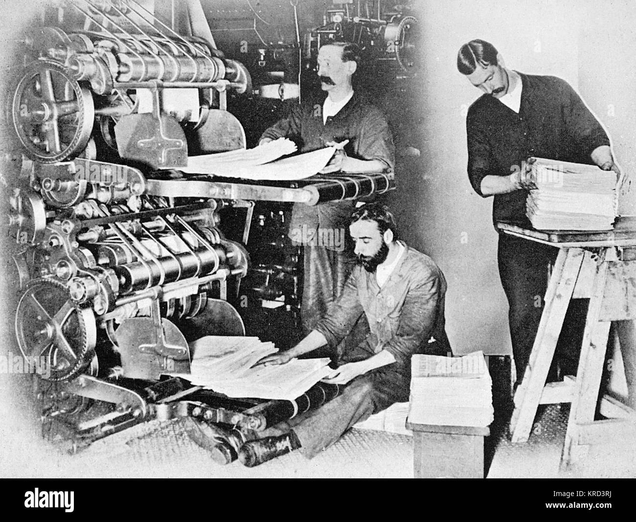 Delivery of newspapers from the machine Stock Photo - Alamy