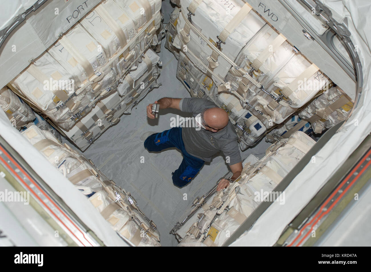 ISS-36 Luca Parmitano in the newly attached Japanese HTV-4 Stock Photo ...