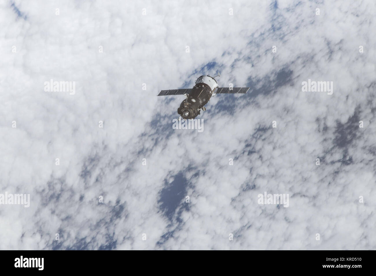 Soyuz TMA-10M approaches the ISS (1 Stock Photo - Alamy