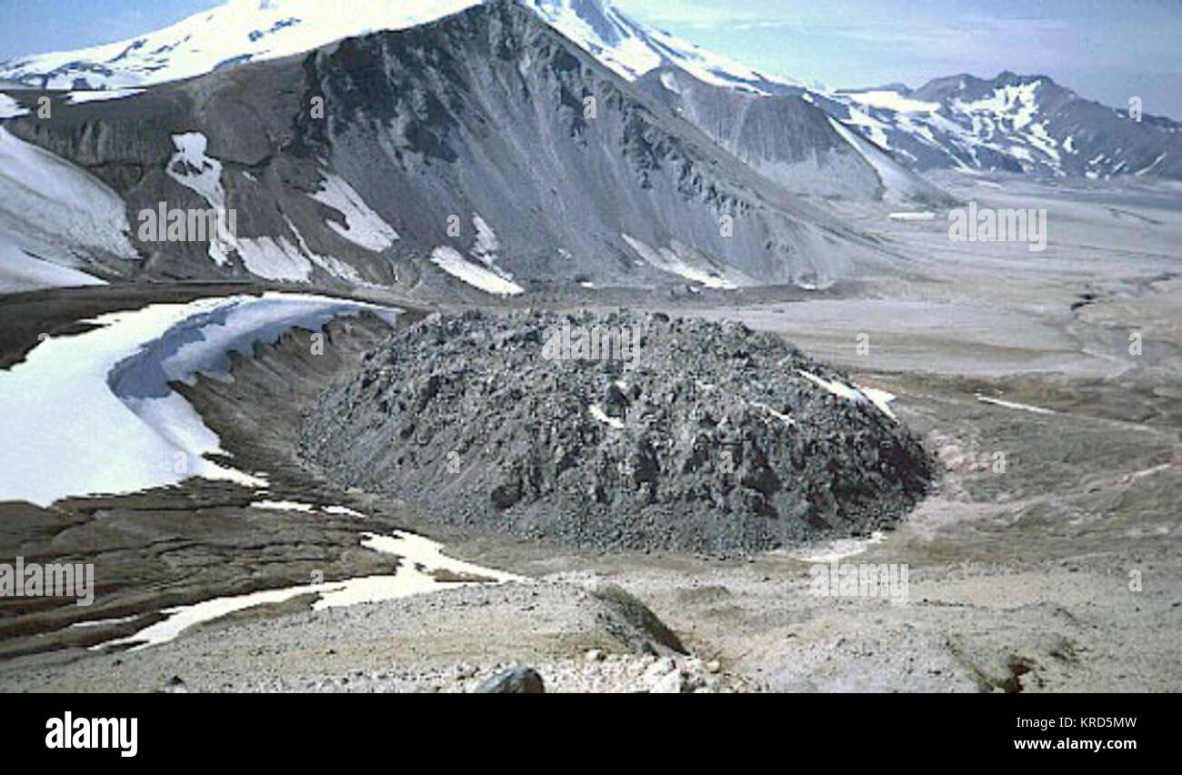 Novarupta hi-res stock photography and images - Alamy