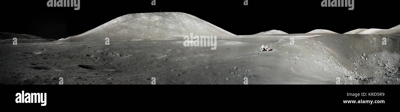 Snapshot of the moon hi-res stock photography and images - Alamy