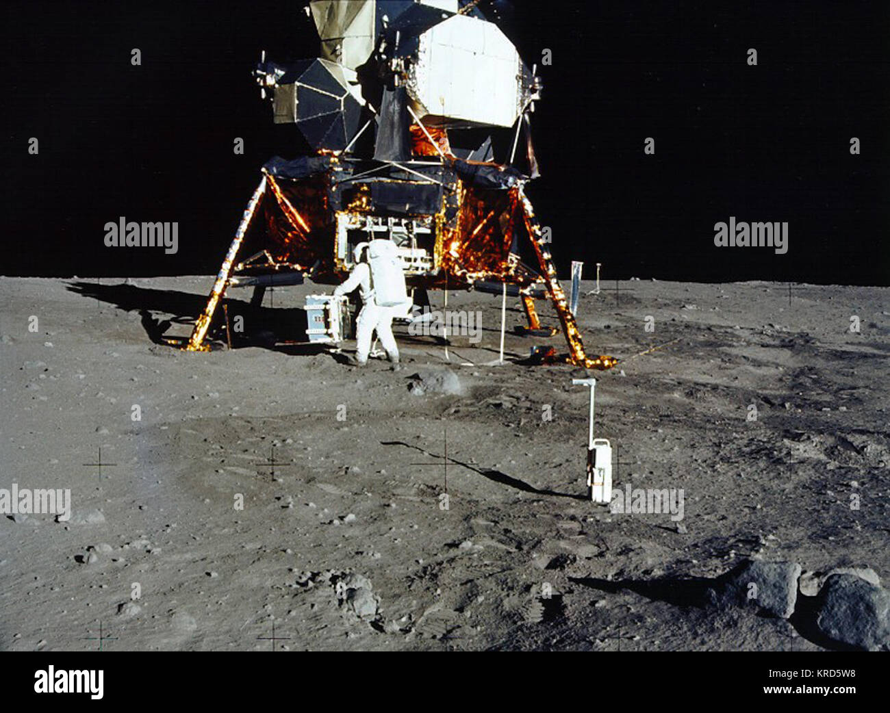 Astronaut scan hi-res stock photography and images - Alamy