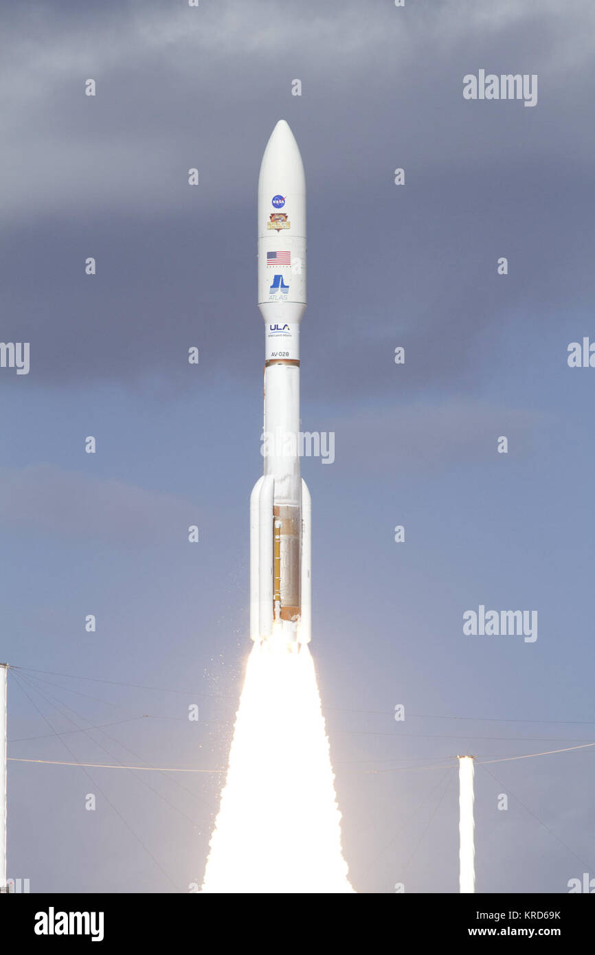 Atlas V with MSL after liftoff Stock Photo - Alamy