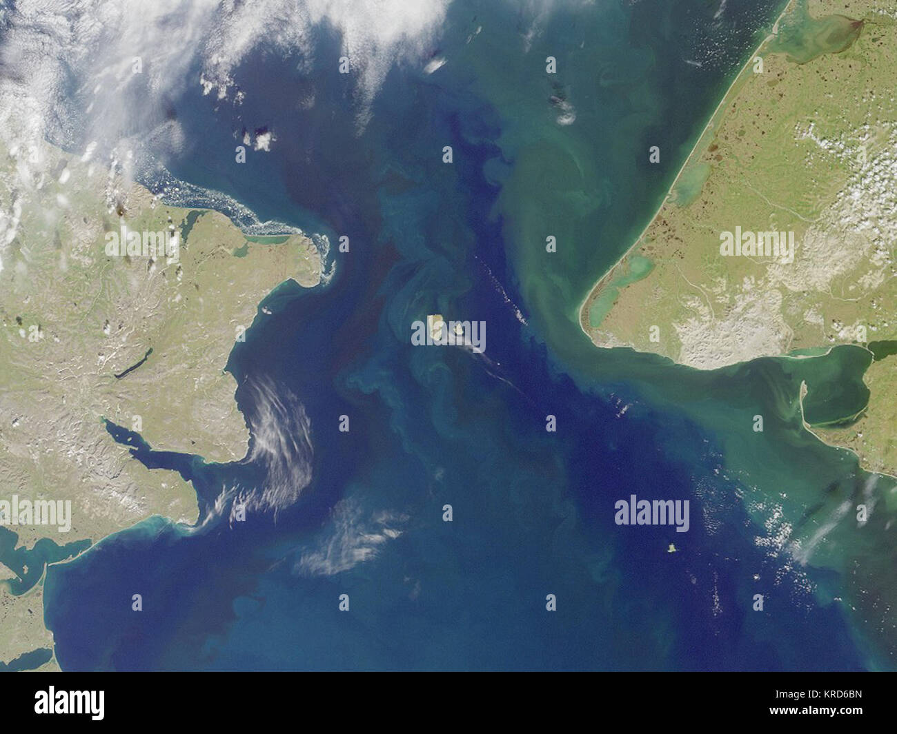 Bering strait sea hi-res stock photography and images - Alamy