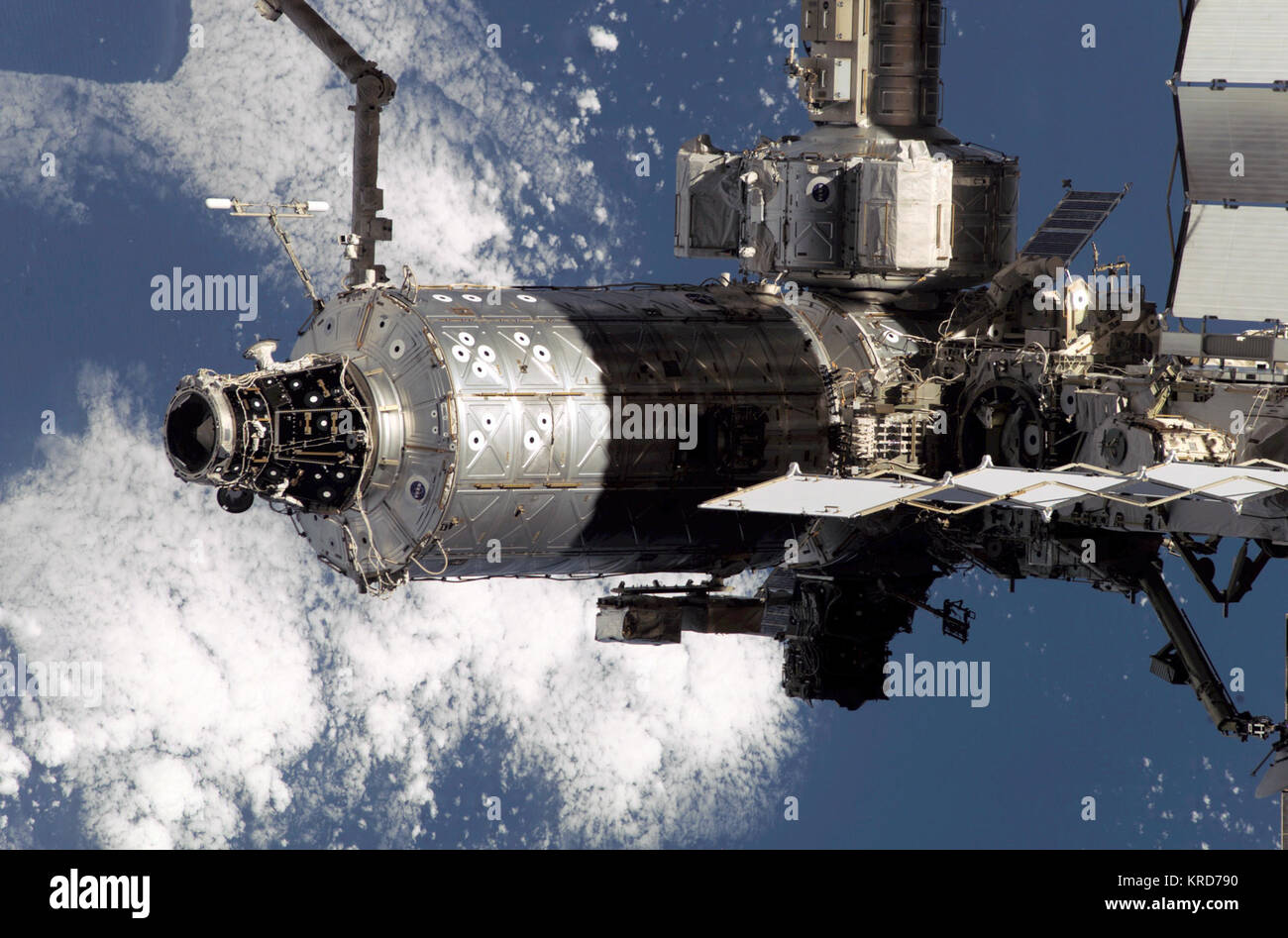 Destiny ISS module taken by STS-108 Stock Photo - Alamy