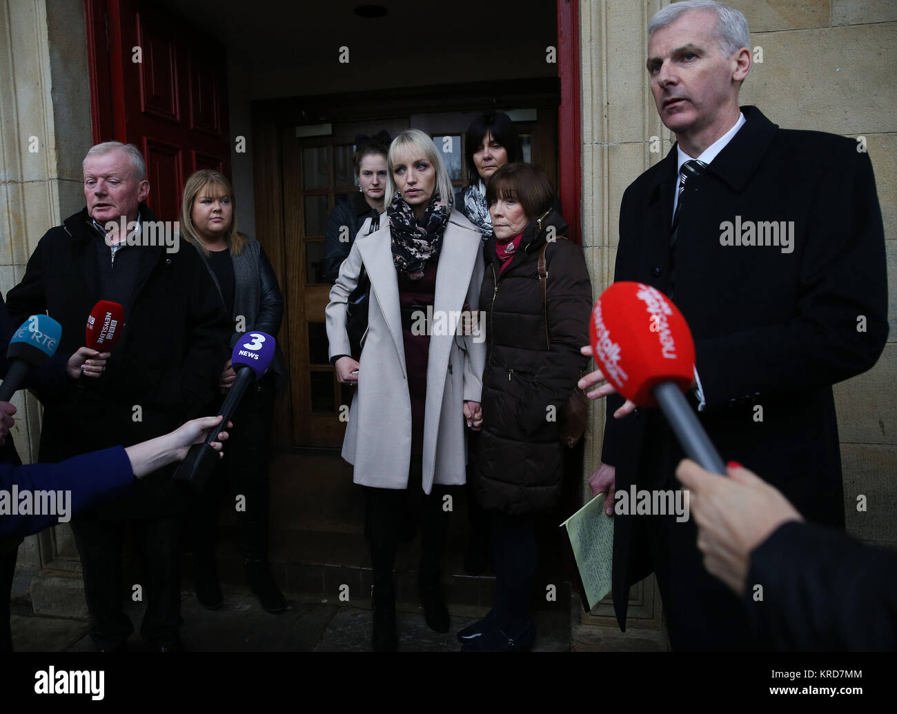 Clodagh Hawe's mother Mary Coll (right) and sister Jacqueline Connelly ...
