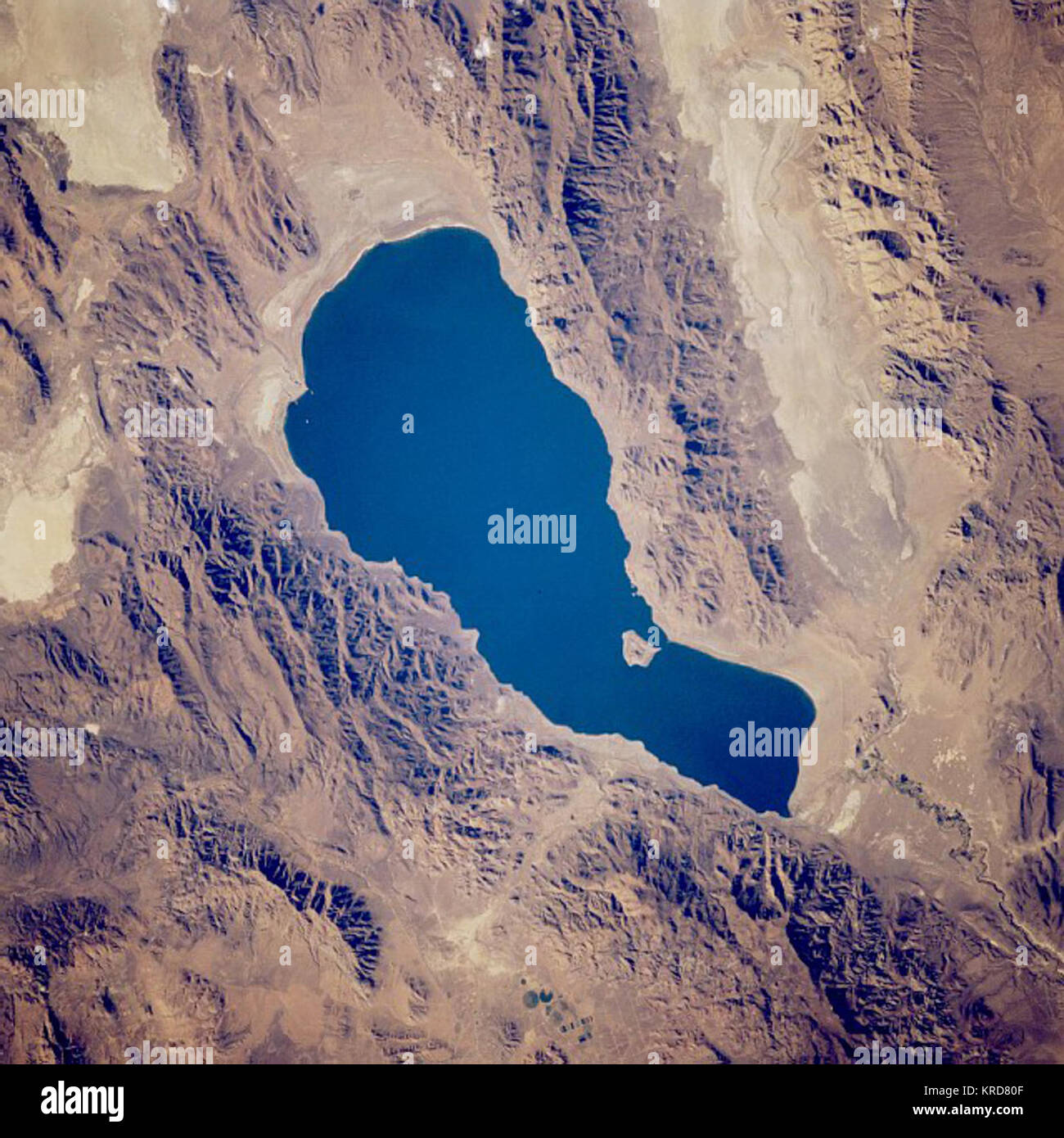Pyramid Lake sat Stock Photo - Alamy