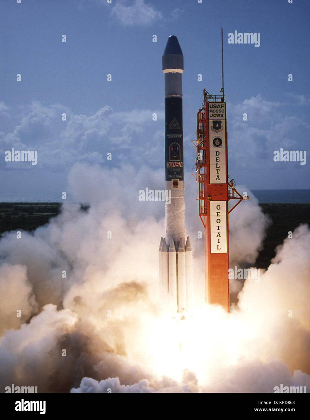 GEOTAIL launch on a Delta 6925 Stock Photo - Alamy