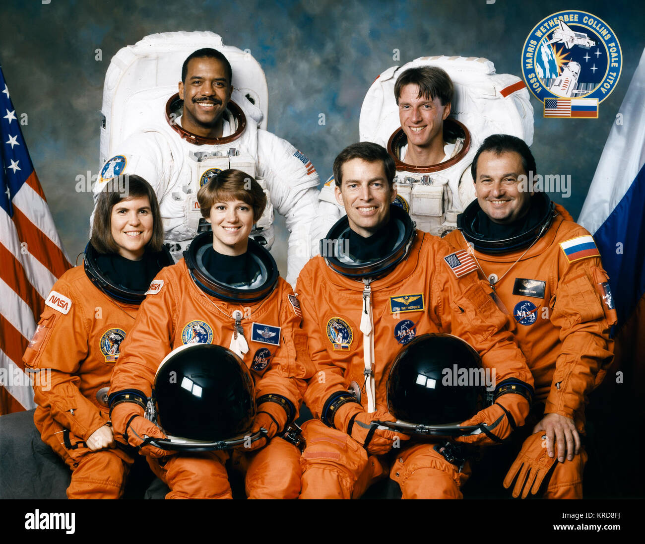 Sts 63 crew portrait hi-res stock photography and images - Alamy