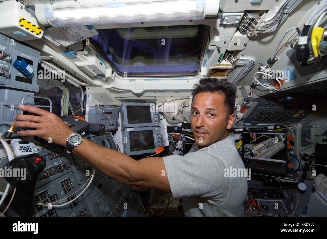 Joseph Acaba in Discovery Stock Photo - Alamy