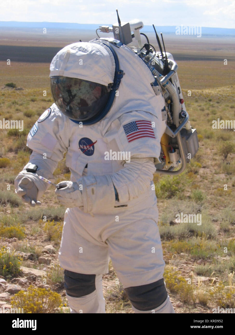 Test of LOCAD-PTS swab system during EVA at NASA Desert RATS 2005 Stock ...