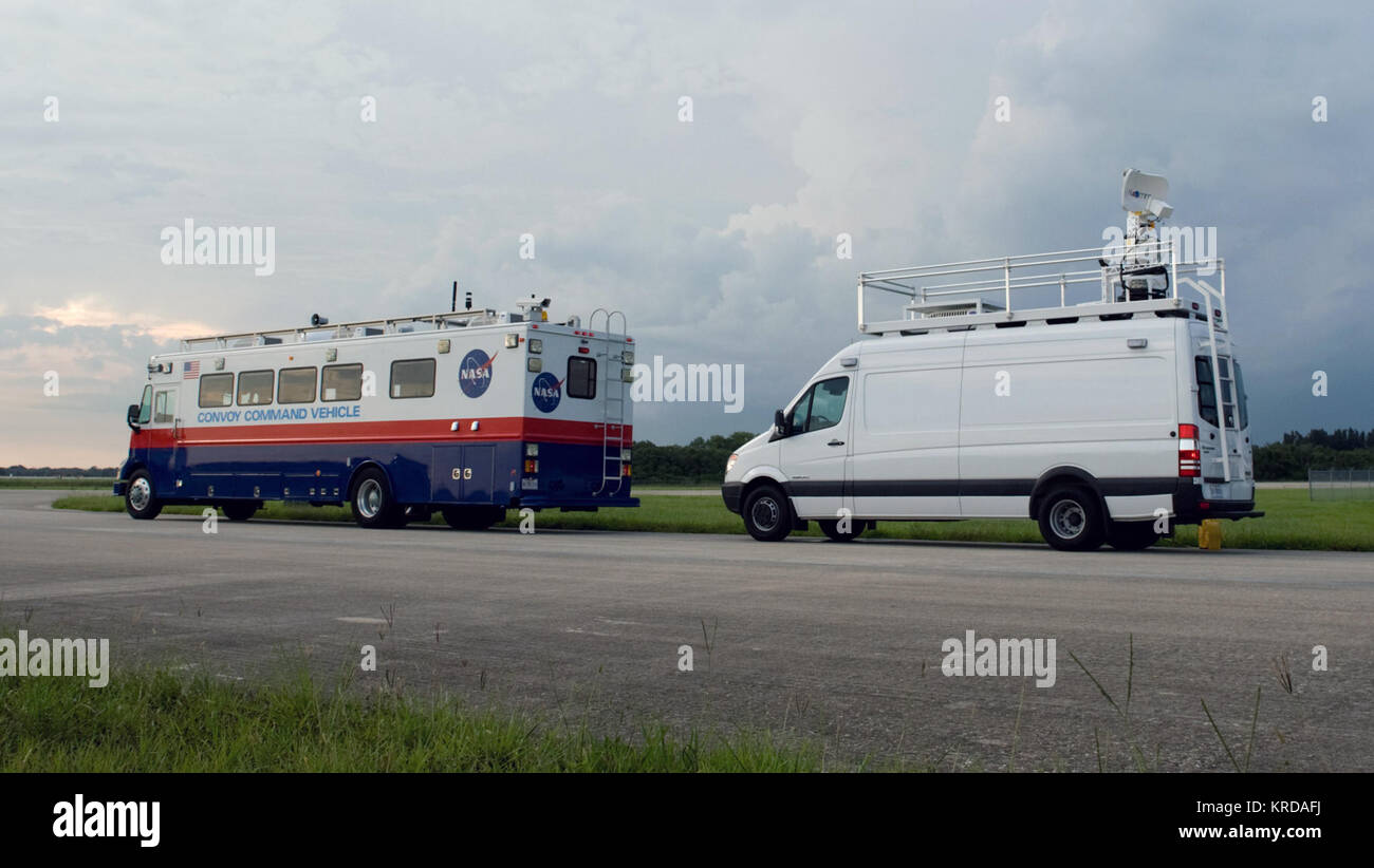 Command support vehicles hi-res stock photography and images - Alamy